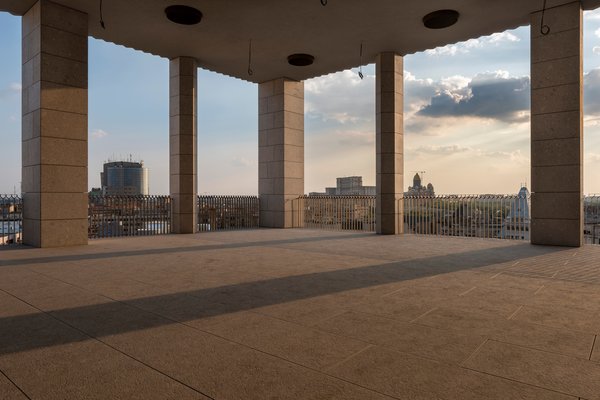 Millo Office Building | Mirage Ceramiche